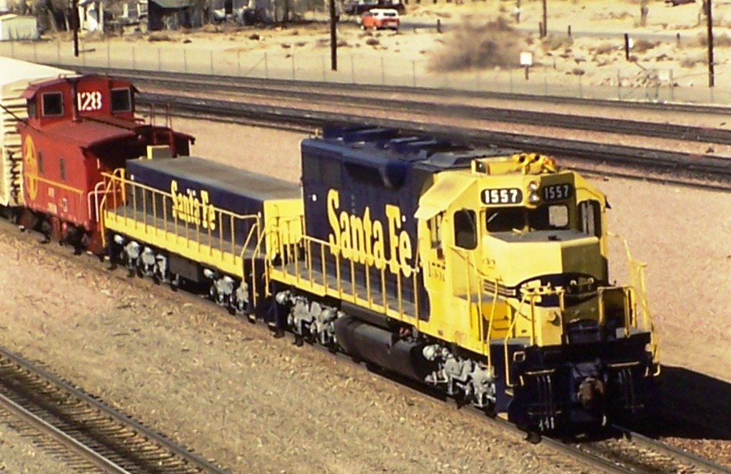 ATSF SD39 WITH SLUG AND CABOOSE
